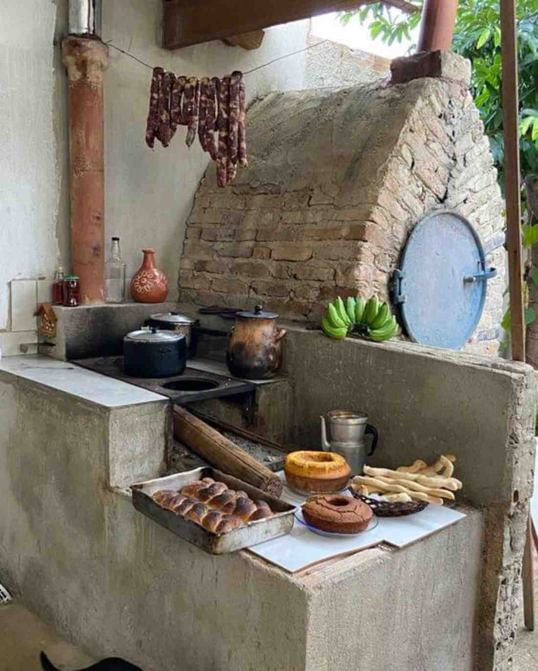 28 Mexican Outdoor Kitchen Design Ideas with Beautiful Spanish Hacienda ...