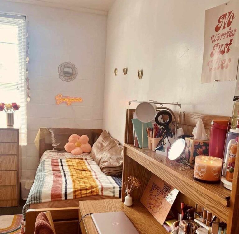 41 Creative College Dorm Room Color Schemes That Are Super Cozy and ...